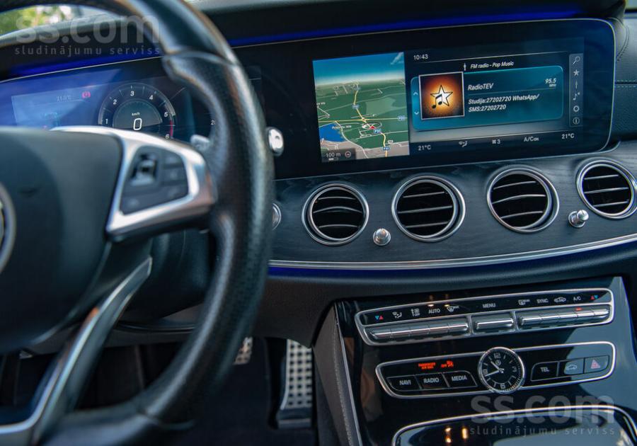 White Mercedes-Benz E 220 2017 in Cesis, with an engine capacity of 2.00 L and mileage of 155 thousand km for 23350 €, photo 22 on AUTOMOTO.COM.LV