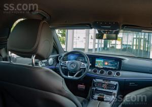 White Mercedes-Benz E 220 2017 in Cesis, with an engine capacity of 2.00 L and mileage of 155 thousand km for 23350 €, photo 30 on AUTOMOTO.COM.LV