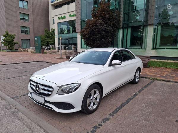 Balts Mercedes-Benz E 220 2017 Viļņa, ar dzinēja tilpumu 1.95 L un nobraukumu 397 tūkst. km par 13850 €, foto 7 vietnē AUTOMOTO.COM.LV