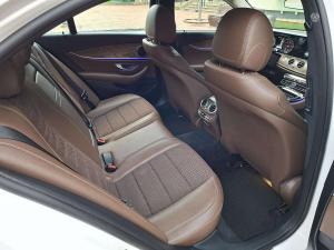White Mercedes-Benz E 220 2017 in Vilnius, with an engine capacity of 1.95 L and mileage of 397 thousand km for 13850 €, photo 16 on AUTOMOTO.COM.LV