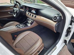 White Mercedes-Benz E 220 2017 in Vilnius, with an engine capacity of 1.95 L and mileage of 397 thousand km for 13850 €, photo 17 on AUTOMOTO.COM.LV