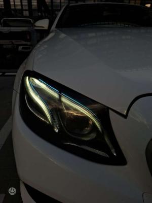 White Mercedes-Benz E 220 2017 in Vilnius, with an engine capacity of 1.95 L and mileage of 397 thousand km for 13850 €, photo 34 on AUTOMOTO.COM.LV