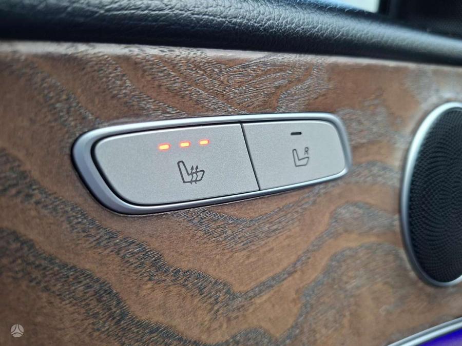 White Mercedes-Benz E 220 2017 in Vilnius, with an engine capacity of 1.95 L and mileage of 397 thousand km for 13850 €, photo 36 on AUTOMOTO.COM.LV