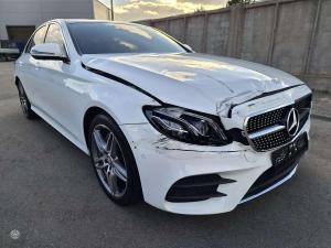 Белый Мерседес E 220 2017 в Мажейкяй, объемом двигателя 1.95 л и пробегом 113 тыс. км за 15400 €, фото 7 на AUTOMOTO.COM.LV