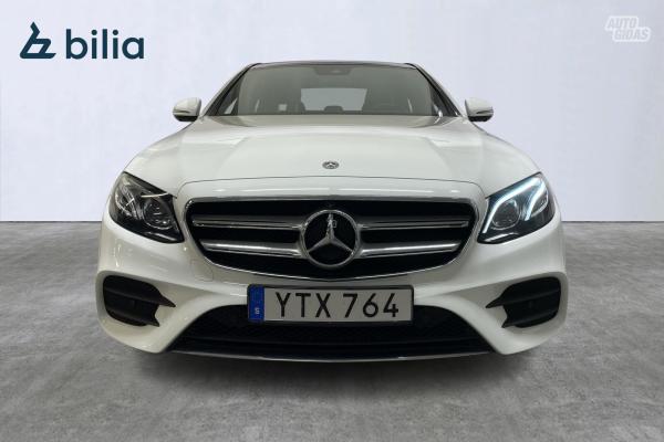 White Mercedes-Benz E 220 2018 in Kaunas, with an engine capacity of 0.00 L and mileage of 97 thousand km for 34260 €, photo 2 on AUTOMOTO.COM.LV