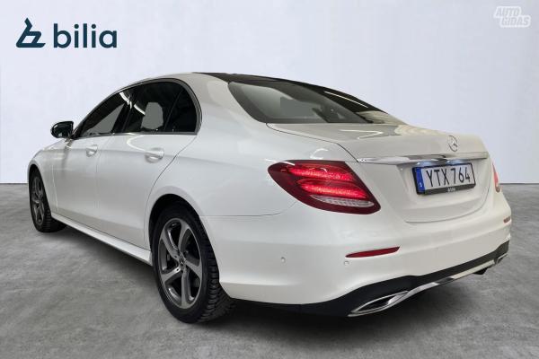 White Mercedes-Benz E 220 2018 in Kaunas, with an engine capacity of 0.00 L and mileage of 97 thousand km for 34260 €, photo 4 on AUTOMOTO.COM.LV