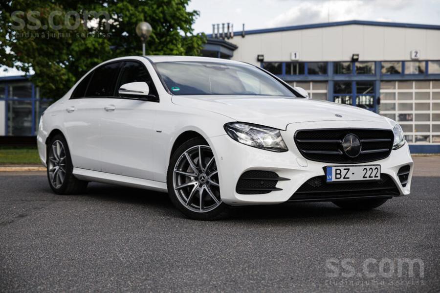 Белый Мерседес E 220 2019 в Елгава, объемом двигателя 2.20 л и пробегом 267 тыс. км за 25500 €, фото 1 на AUTOMOTO.COM.LV