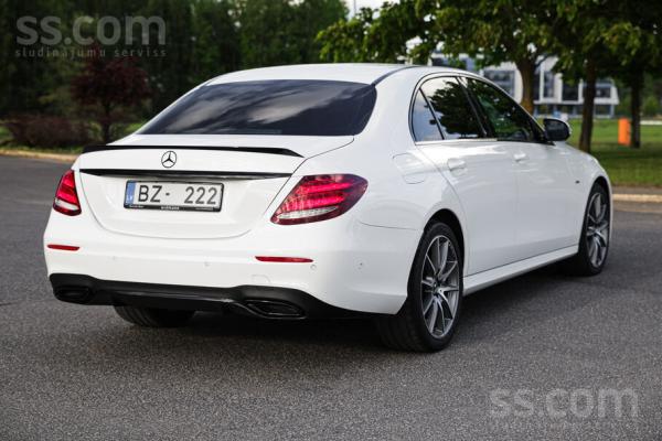 White Mercedes-Benz E 220 2019 in Jelgava, with an engine capacity of 2.20 L and mileage of 267 thousand km for 25500 €, photo 7 on AUTOMOTO.COM.LV