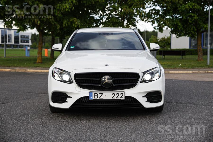 Белый Мерседес E 220 2019 в Елгава, объемом двигателя 2.20 л и пробегом 267 тыс. км за 25500 €, фото 10 на AUTOMOTO.COM.LV