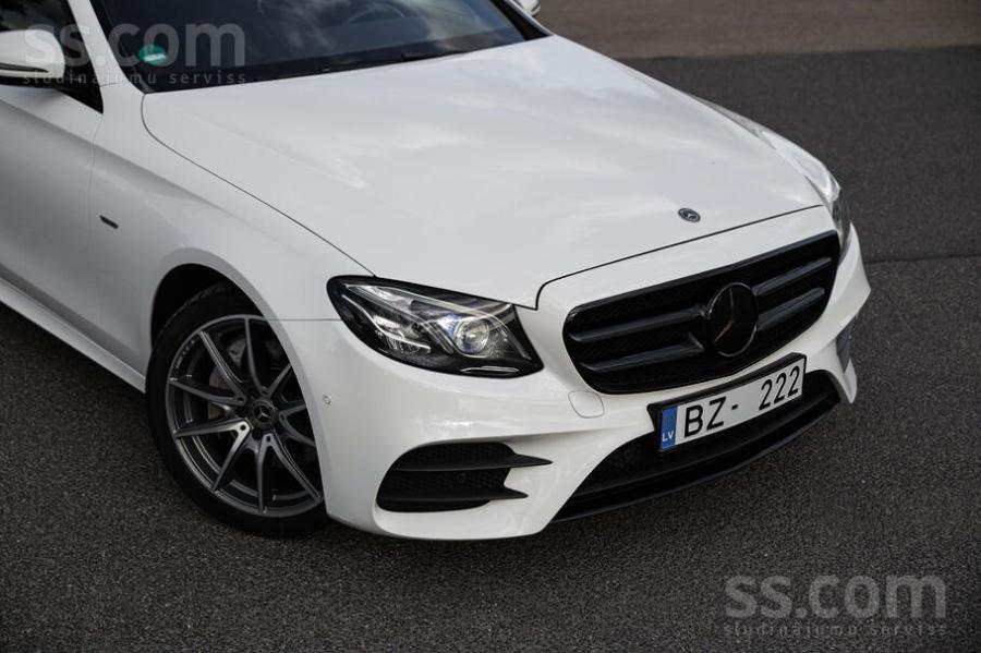 Белый Мерседес E 220 2019 в Елгава, объемом двигателя 2.20 л и пробегом 267 тыс. км за 25500 €, фото 14 на AUTOMOTO.COM.LV