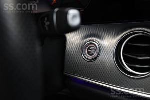 Белый Мерседес E 220 2019 в Елгава, объемом двигателя 2.20 л и пробегом 267 тыс. км за 25500 €, фото 18 на AUTOMOTO.COM.LV