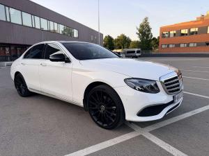 White Mercedes-Benz E 220 2020 in Silale, with an engine capacity of 1.95 L and mileage of 290 thousand km for 20800 €, photo 8 on AUTOMOTO.COM.LV