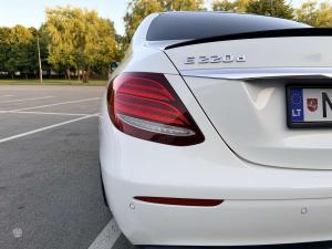 White Mercedes-Benz E 220 2020 in Silale, with an engine capacity of 1.95 L and mileage of 290 thousand km for 20800 €, photo 9 on AUTOMOTO.COM.LV