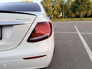 White Mercedes-Benz E 220 2020 in Silale, with an engine capacity of 1.95 L and mileage of 290 thousand km for 20800 €, photo 10 on AUTOMOTO.COM.LV