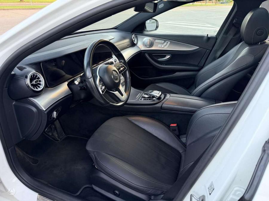 White Mercedes-Benz E 220 2020 in Silale, with an engine capacity of 1.95 L and mileage of 290 thousand km for 20800 €, photo 20 on AUTOMOTO.COM.LV