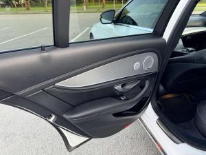 White Mercedes-Benz E 220 2020 in Silale, with an engine capacity of 1.95 L and mileage of 290 thousand km for 20800 €, photo 24 on AUTOMOTO.COM.LV