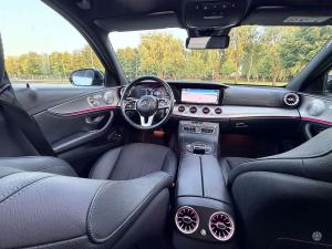 White Mercedes-Benz E 220 2020 in Silale, with an engine capacity of 1.95 L and mileage of 290 thousand km for 20800 €, photo 34 on AUTOMOTO.COM.LV