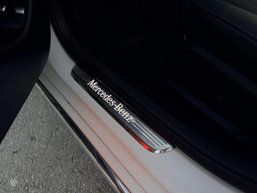 White Mercedes-Benz E 220 2020 in Silale, with an engine capacity of 1.95 L and mileage of 290 thousand km for 20800 €, photo 37 on AUTOMOTO.COM.LV