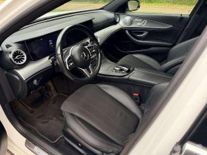 Balts Mercedes-Benz E 220 2020 Šilalė, ar dzinēja tilpumu 1.95 L un nobraukumu 297 tūkst. km par 19200 €, foto 10 vietnē AUTOMOTO.COM.LV