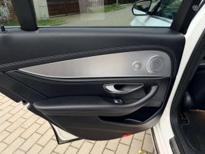 Balts Mercedes-Benz E 220 2020 Šilalė, ar dzinēja tilpumu 1.95 L un nobraukumu 297 tūkst. km par 19200 €, foto 13 vietnē AUTOMOTO.COM.LV