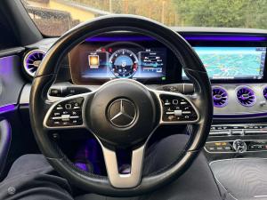Balts Mercedes-Benz E 220 2020 Šilalė, ar dzinēja tilpumu 1.95 L un nobraukumu 297 tūkst. km par 19200 €, foto 22 vietnē AUTOMOTO.COM.LV
