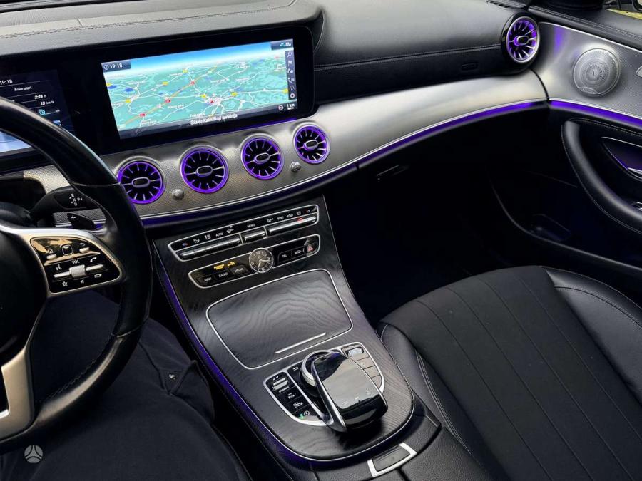 Balts Mercedes-Benz E 220 2020 Šilalė, ar dzinēja tilpumu 1.95 L un nobraukumu 297 tūkst. km par 19200 €, foto 23 vietnē AUTOMOTO.COM.LV