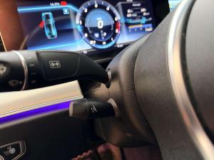 Balts Mercedes-Benz E 220 2020 Šilalė, ar dzinēja tilpumu 1.95 L un nobraukumu 297 tūkst. km par 19200 €, foto 28 vietnē AUTOMOTO.COM.LV