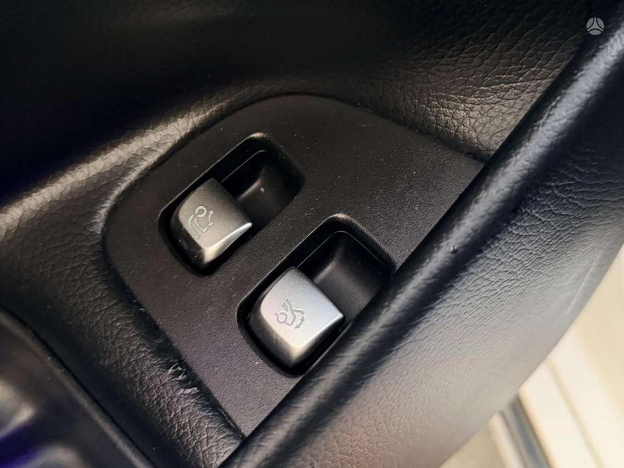 Balts Mercedes-Benz E 220 2020 Šilalė, ar dzinēja tilpumu 1.95 L un nobraukumu 297 tūkst. km par 19200 €, foto 29 vietnē AUTOMOTO.COM.LV