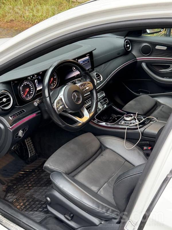 Balts Mercedes-Benz E 220 2021 Rīga, ar dzinēja tilpumu 2.00 L un nobraukumu 157 tūkst. km par 24500 €, foto 3 vietnē AUTOMOTO.COM.LV