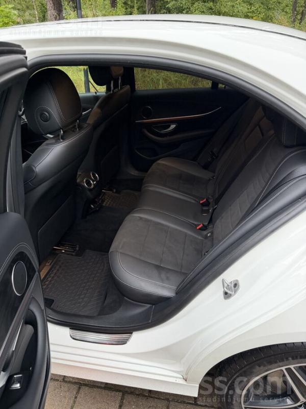 Balts Mercedes-Benz E 220 2021 Rīga, ar dzinēja tilpumu 2.00 L un nobraukumu 157 tūkst. km par 24500 €, foto 7 vietnē AUTOMOTO.COM.LV