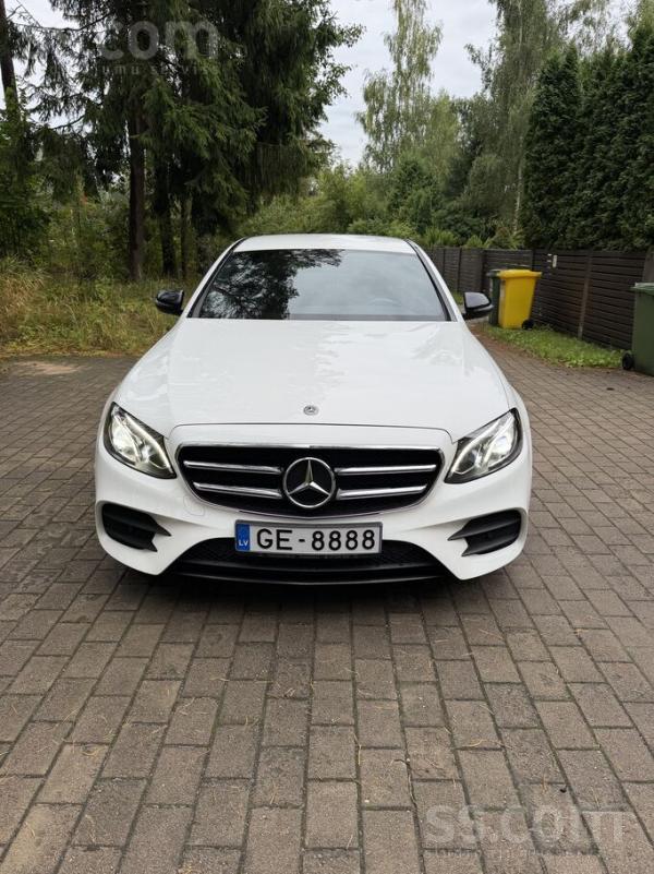 Balts Mercedes-Benz E 220 2021 Rīga, ar dzinēja tilpumu 2.00 L un nobraukumu 157 tūkst. km par 24500 €, foto 8 vietnē AUTOMOTO.COM.LV