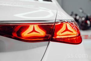 Белый Мерседес E 220 2024 в Рига, объемом двигателя 2.00 л и пробегом 17 тыс. км за 52900 €, фото 8 на AUTOMOTO.COM.LV