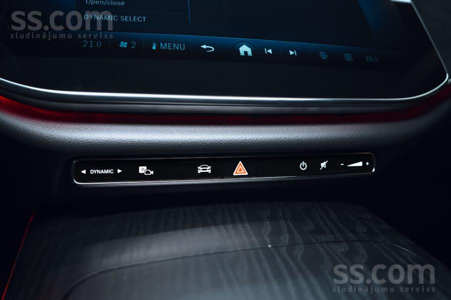 Белый Мерседес E 220 2024 в Рига, объемом двигателя 2.00 л и пробегом 17 тыс. км за 52900 €, фото 18 на AUTOMOTO.COM.LV