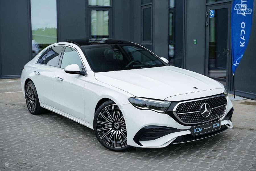 Белый Мерседес E 220 2024 в Каунас, объемом двигателя 2.00 л и пробегом 29 тыс. км за 63950 €, фото 3 на AUTOMOTO.COM.LV