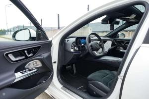 Белый Мерседес E 220 2024 в Каунас, объемом двигателя 2.00 л и пробегом 29 тыс. км за 63950 €, фото 25 на AUTOMOTO.COM.LV