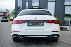 White Mercedes-Benz E 220 2024 in Kaunas, with an engine capacity of 1.99 L and mileage of 37 thousand km for 59950 €, photo 11 on AUTOMOTO.COM.LV