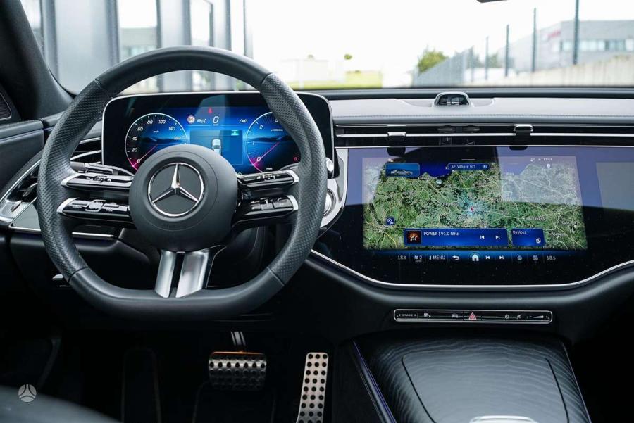 White Mercedes-Benz E 220 2024 in Kaunas, with an engine capacity of 1.99 L and mileage of 37 thousand km for 59950 €, photo 18 on AUTOMOTO.COM.LV