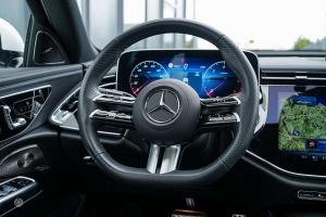 White Mercedes-Benz E 220 2024 in Kaunas, with an engine capacity of 1.99 L and mileage of 37 thousand km for 59950 €, photo 21 on AUTOMOTO.COM.LV
