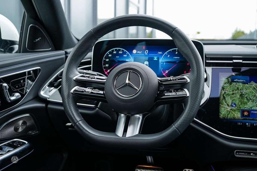 White Mercedes-Benz E 220 2024 in Kaunas, with an engine capacity of 1.99 L and mileage of 37 thousand km for 59950 €, photo 21 on AUTOMOTO.COM.LV