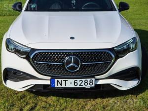 Белый Мерседес E 220 2024 в Рига, объемом двигателя 2.00 л и пробегом 107 тыс. км за 54780 €, фото 6 на AUTOMOTO.COM.LV