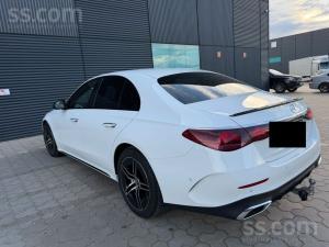 White Mercedes-Benz E 220 2025 in Riga, with an engine capacity of 2.00 L and mileage of 31 thousand km for 52600 €, photo 6 on AUTOMOTO.COM.LV