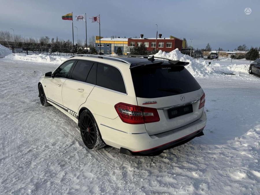 Balts Mercedes-Benz E 220 2010 Telšiai, ar dzinēja tilpumu 2.14 L un nobraukumu 268 tūkst. km par 5999 €, foto 5 vietnē AUTOMOTO.COM.LV