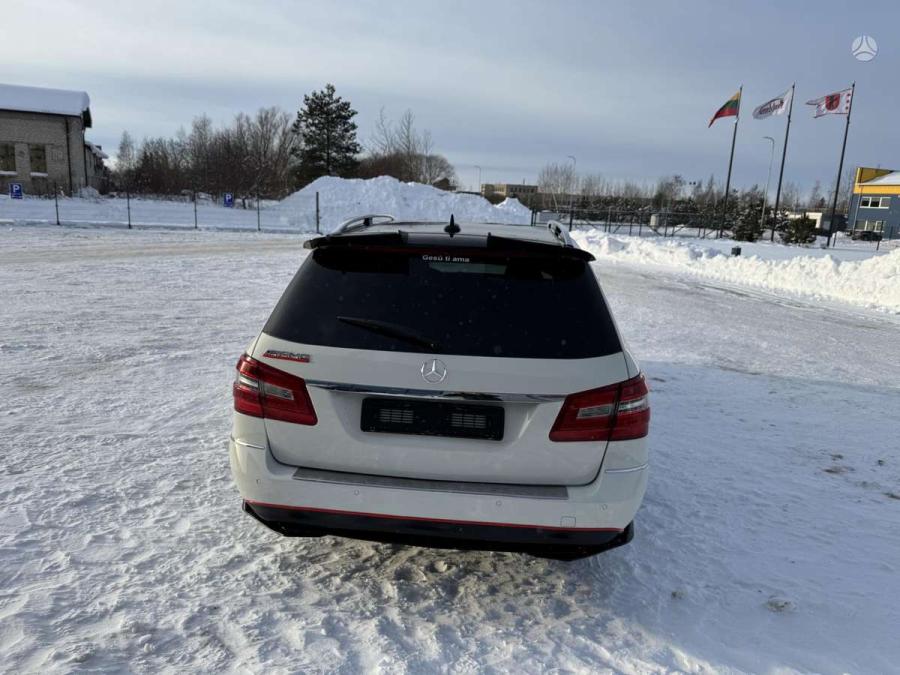 Balts Mercedes-Benz E 220 2010 Telšiai, ar dzinēja tilpumu 2.14 L un nobraukumu 268 tūkst. km par 5999 €, foto 6 vietnē AUTOMOTO.COM.LV