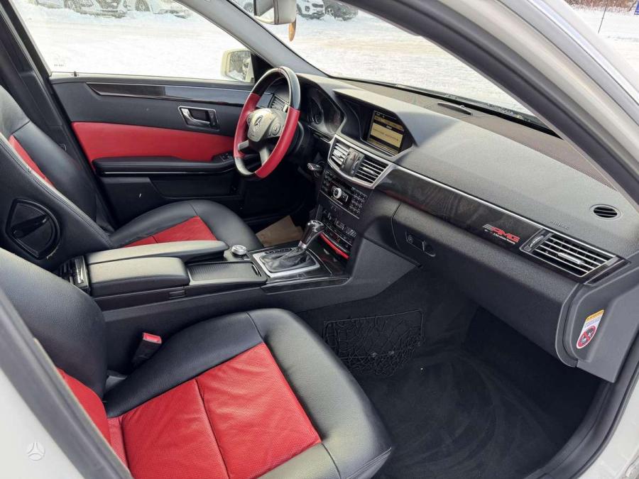 Balts Mercedes-Benz E 220 2010 Telšiai, ar dzinēja tilpumu 2.14 L un nobraukumu 268 tūkst. km par 5999 €, foto 20 vietnē AUTOMOTO.COM.LV