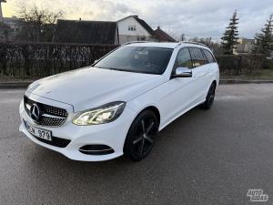 Белый Мерседес E 220 2013 в Плунге, объемом двигателя 2.10 л и пробегом 320 тыс. км за 7350 €, фото  на AUTOMOTO.COM.LV
