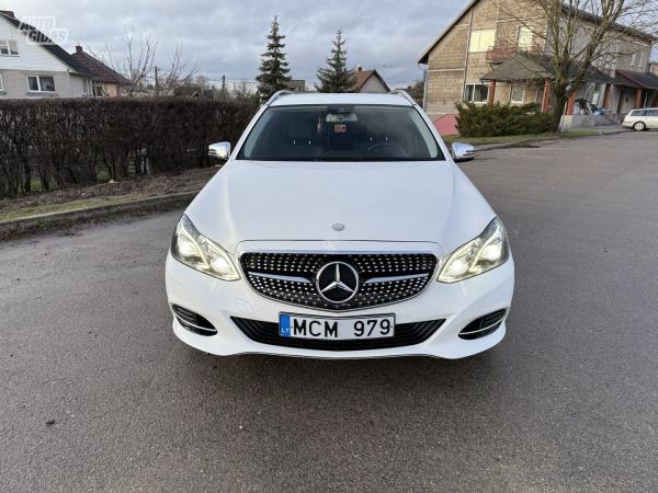 Белый Мерседес E 220 2013 в Плунге, объемом двигателя 2.10 л и пробегом 320 тыс. км за 7350 €, фото 2 на AUTOMOTO.COM.LV