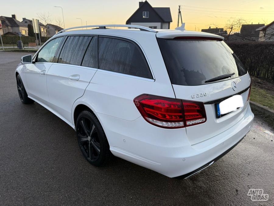 Белый Мерседес E 220 2013 в Плунге, объемом двигателя 2.10 л и пробегом 320 тыс. км за 7350 €, фото 10 на AUTOMOTO.COM.LV