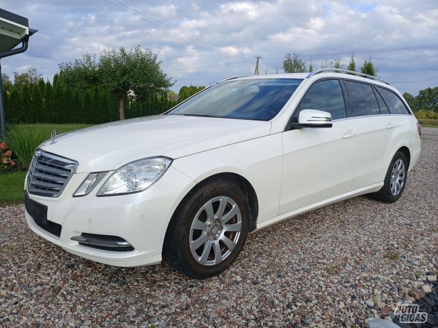Белый Мерседес E 220 2013 в Алитус, объемом двигателя 2.20 л и пробегом 269 тыс. км за 5450 €, фото 8 на AUTOMOTO.COM.LV
