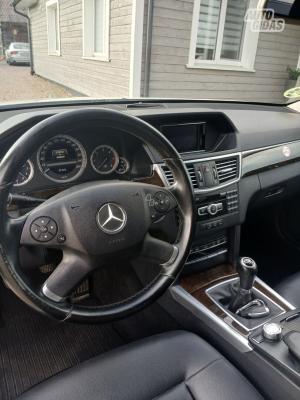 Белый Мерседес E 220 2013 в Алитус, объемом двигателя 2.20 л и пробегом 269 тыс. км за 5450 €, фото 10 на AUTOMOTO.COM.LV