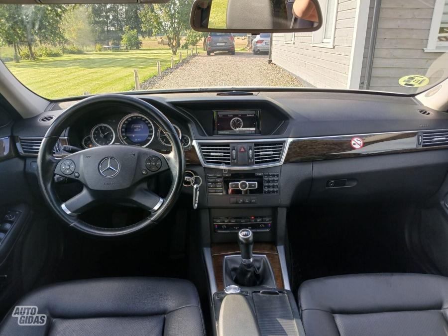 Белый Мерседес E 220 2013 в Алитус, объемом двигателя 2.20 л и пробегом 269 тыс. км за 5450 €, фото 12 на AUTOMOTO.COM.LV